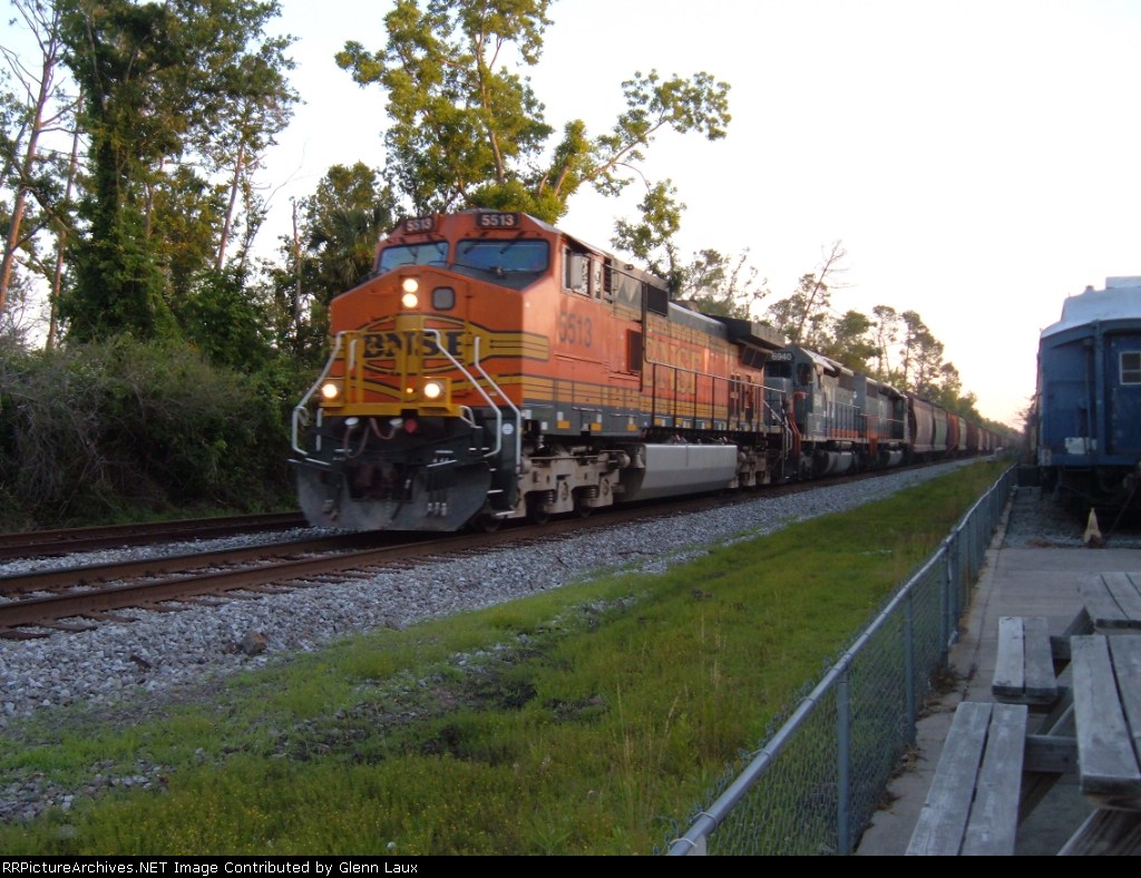 BNSF 5513
